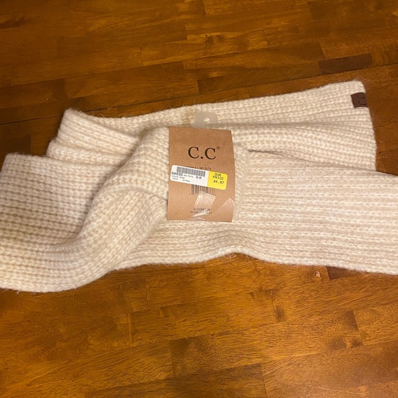 CC Boutique | Accessories | Cc Scarf | Poshmark